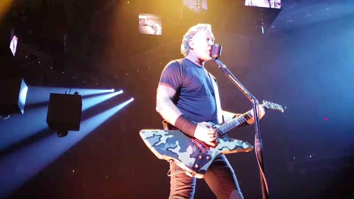 Watch Metallica Play "Here Comes Revenge" Live for the First Time Ever ...