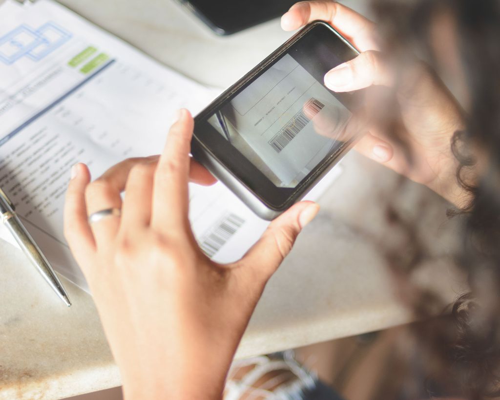 How to get rid of paper clutter: 6 pro tips | Homes and Gardens