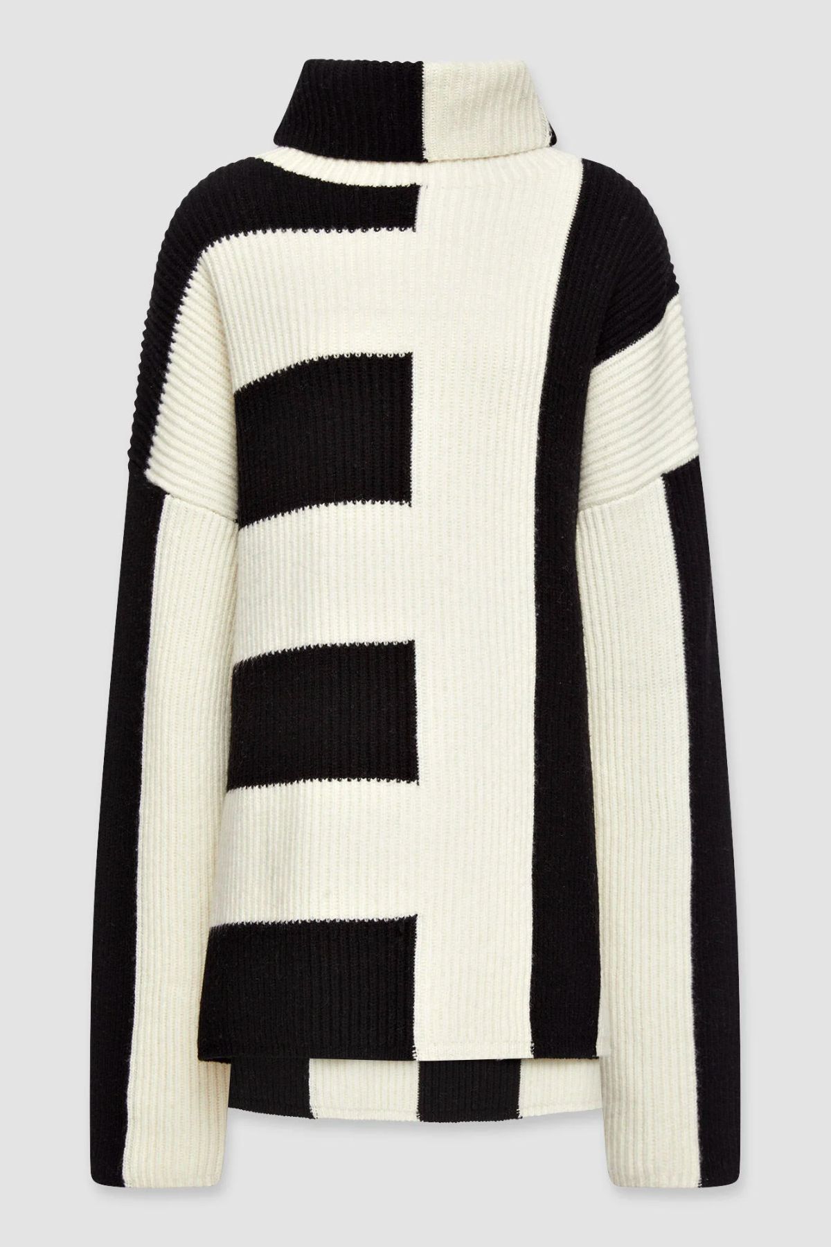 The 12 Best Oversized Sweaters for Women in 2023 | Marie Claire