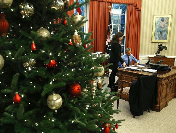 Take a virtual reality tour of the White House at Christmastime | The Week