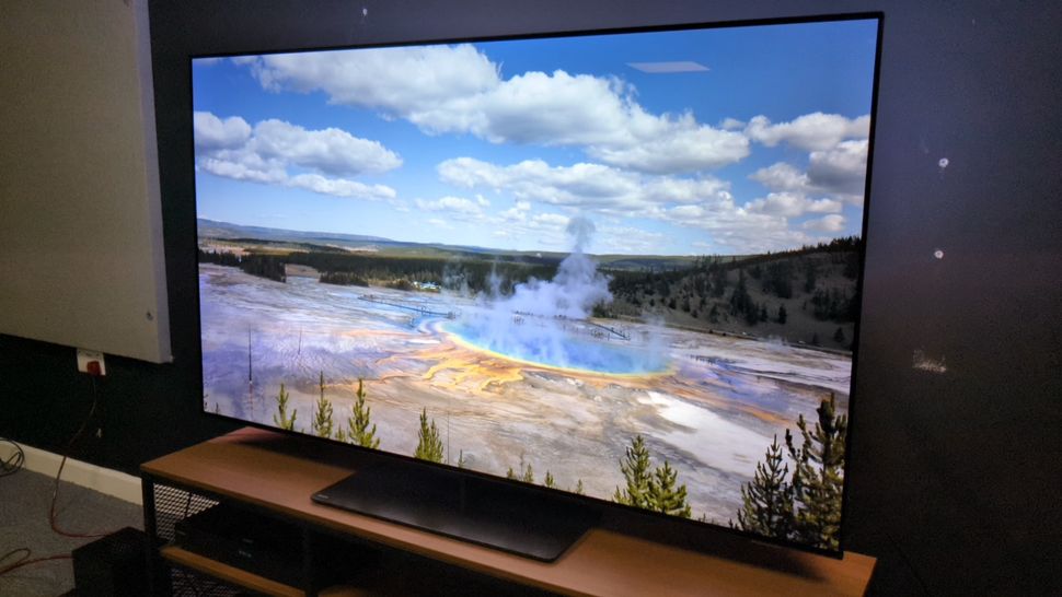 Philips OLED808 review: a high-quality, mid-range OLED TV with a unique ...