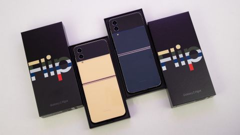 Google launched the Pixel Fold instead of a Pixel Flip — here's why ...