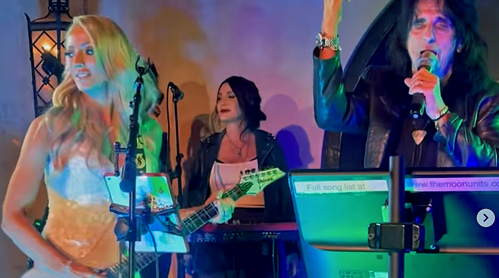 Nita Strauss shreds "I'm Eighteen" at her own wedding | GuitarPlayer