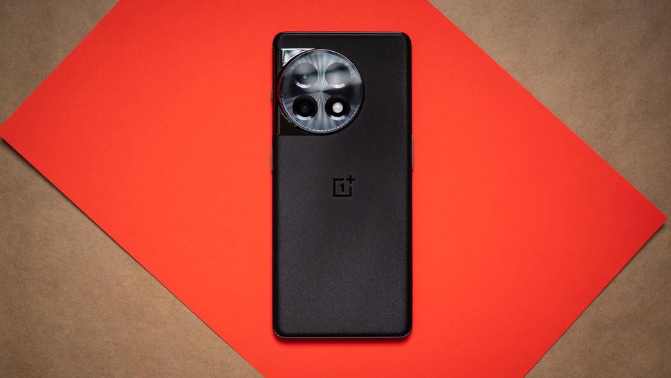 OnePlus 11R review: Why would you buy the OnePlus 11 anymore? | Android ...