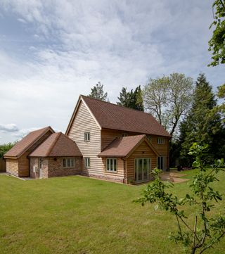 4 Budget Lessons to Learn from this Oak Frame Self-build | Homebuilding