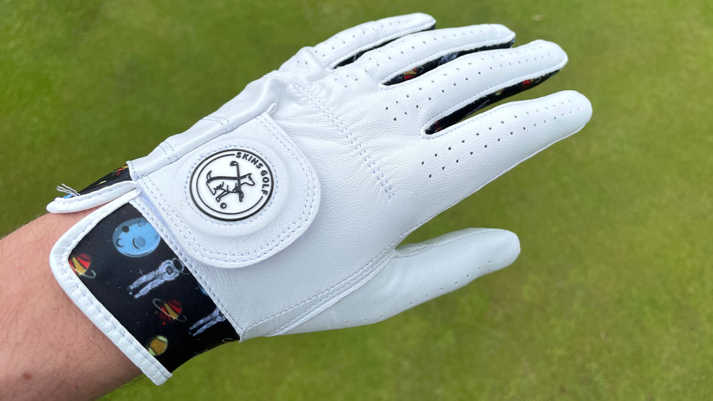 Skins Golf Tour Edition Glove Review | Golf Monthly