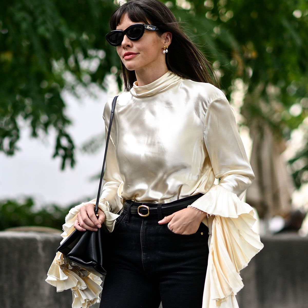 35 Beautiful Blouses to Style With Your Jeans This Fall | Who What Wear