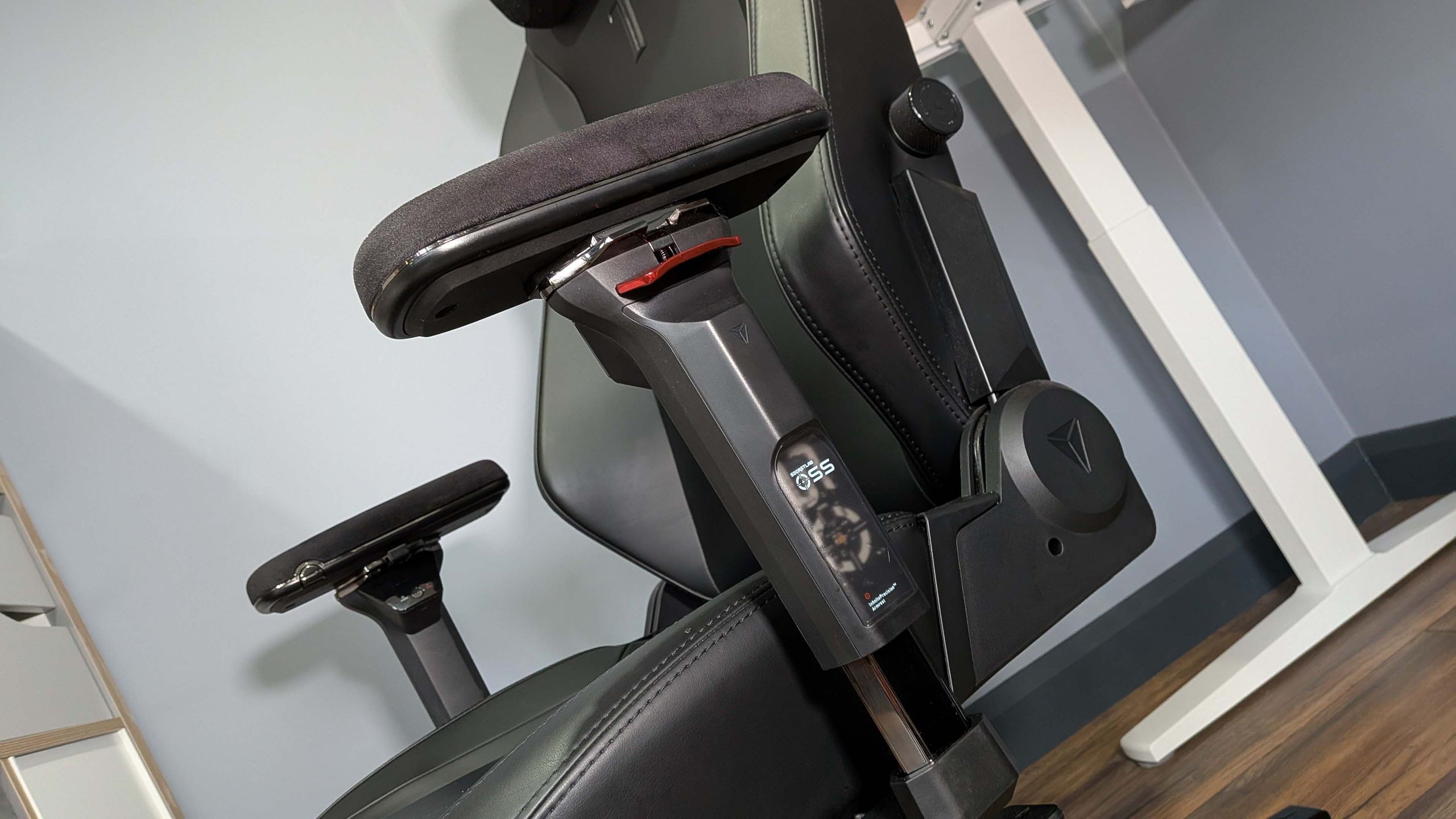 Secretlab's new InfinitePrecision pro-gamer armrests aren't what I ...