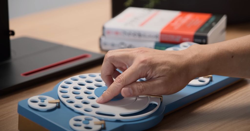 Google Japan turns typing into dialing with its wild Gboard rotary ...