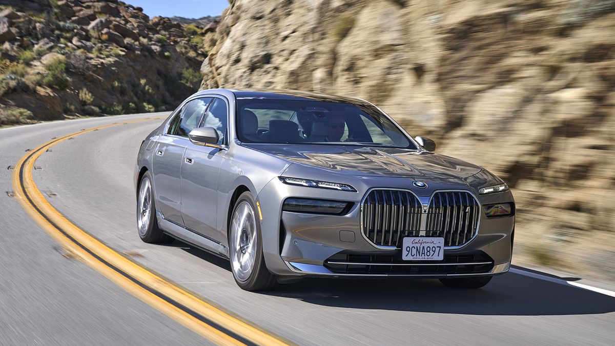 BMW i7 first drive: luxury from front to back in this new electric ...