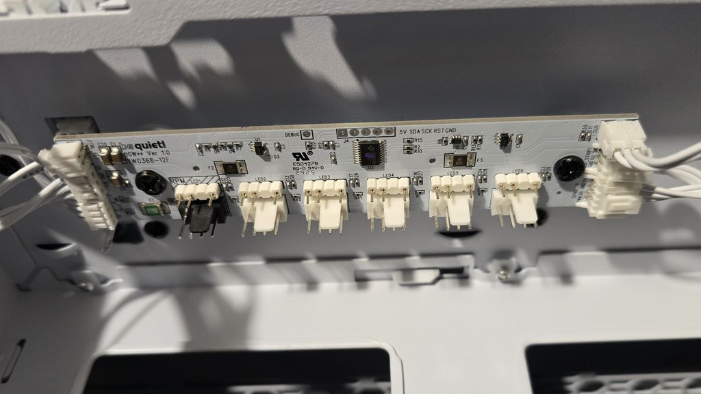 Be Quiet Light Base 900 DX Case Review: Innovative design with lots of ...