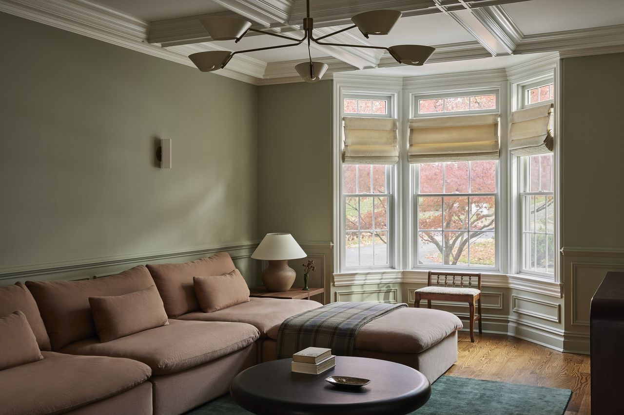 This home features three of 2024's biggest color trends