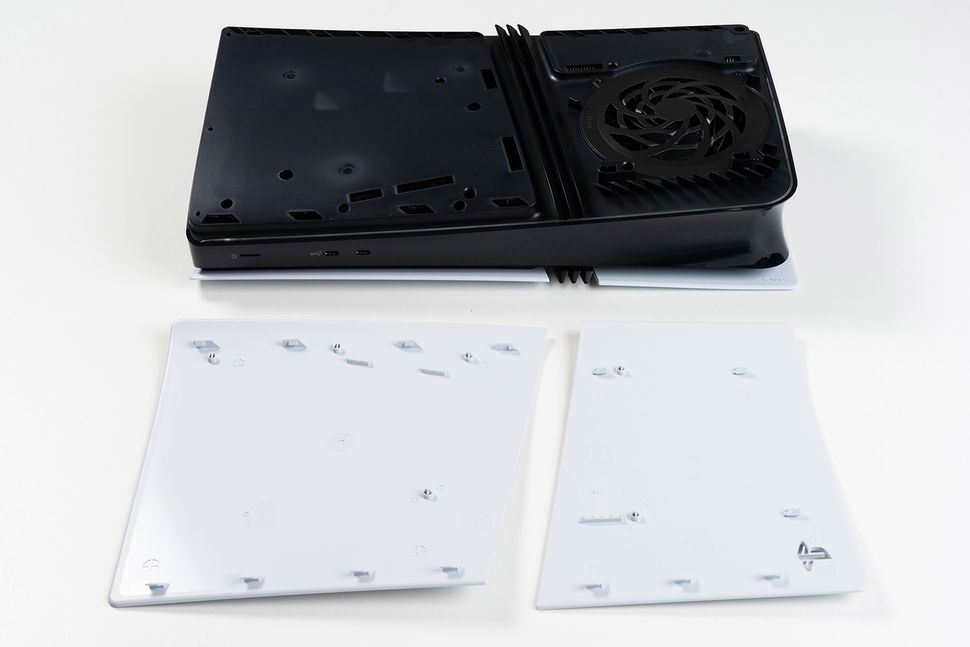 Sony reveals the PS5 Pro's insides (and it almost feels indecent ...