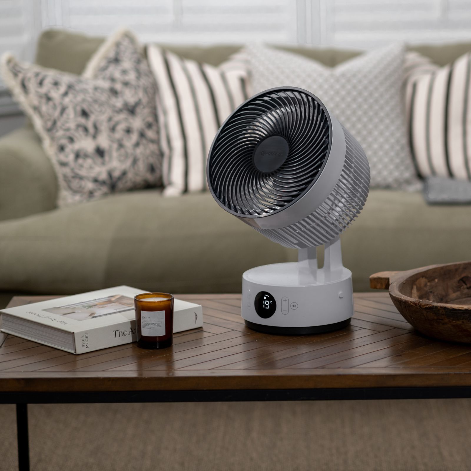 My first look at the Meaco Sefte 8" portable fan | Ideal Home