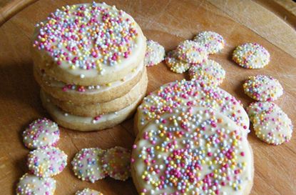 Delicious Easter biscuits you can easily make at home | GoodtoKnow