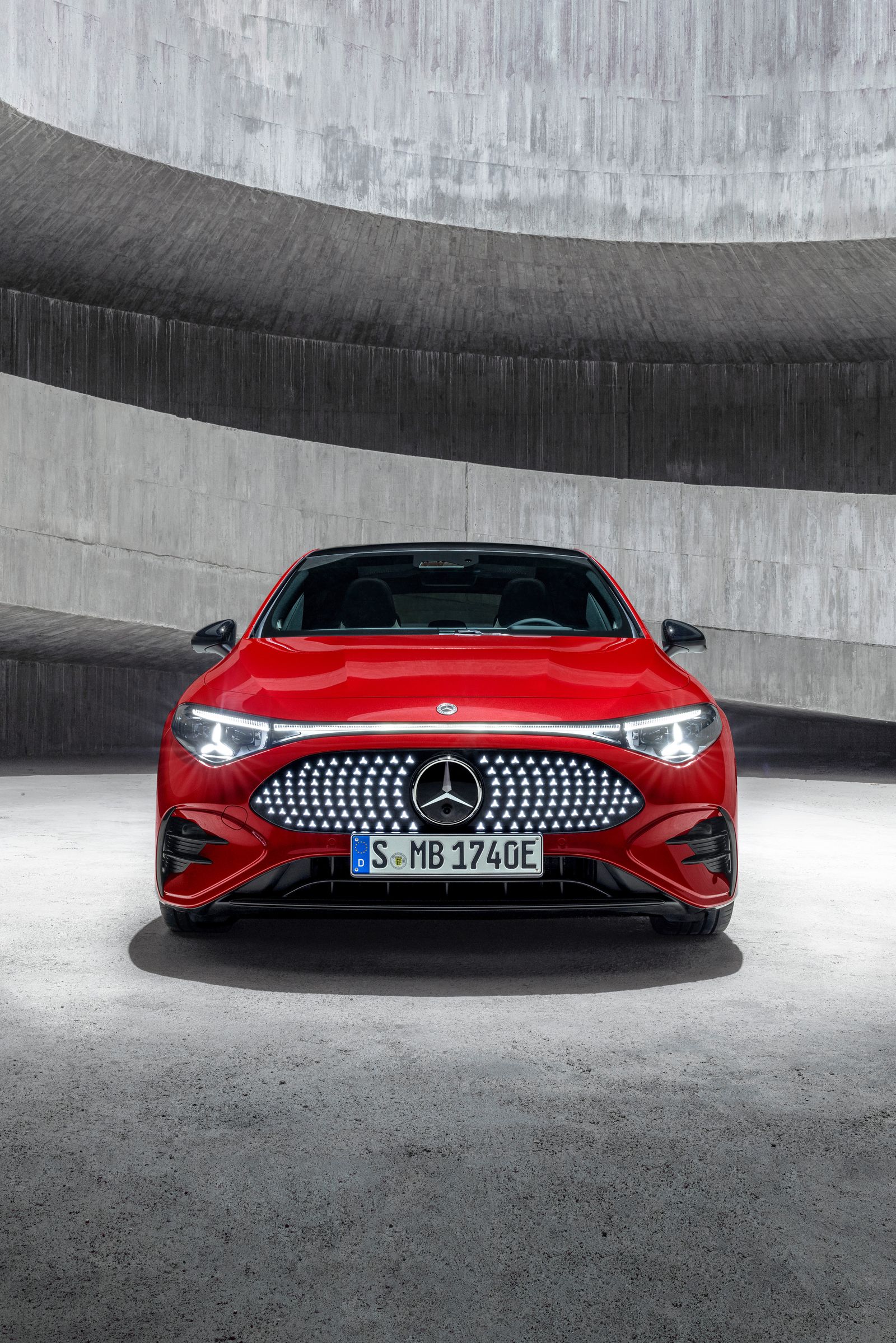 Mercedes lifts the covers on its new electric CLA, replete with AI ...