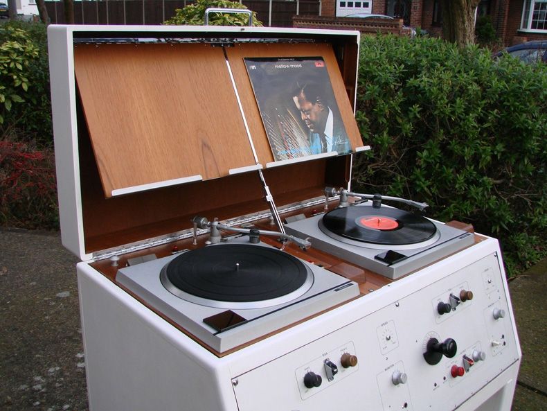 Vintage BBC Technics SP-10 Mk2 studio turntable unit turns up on eBay ...