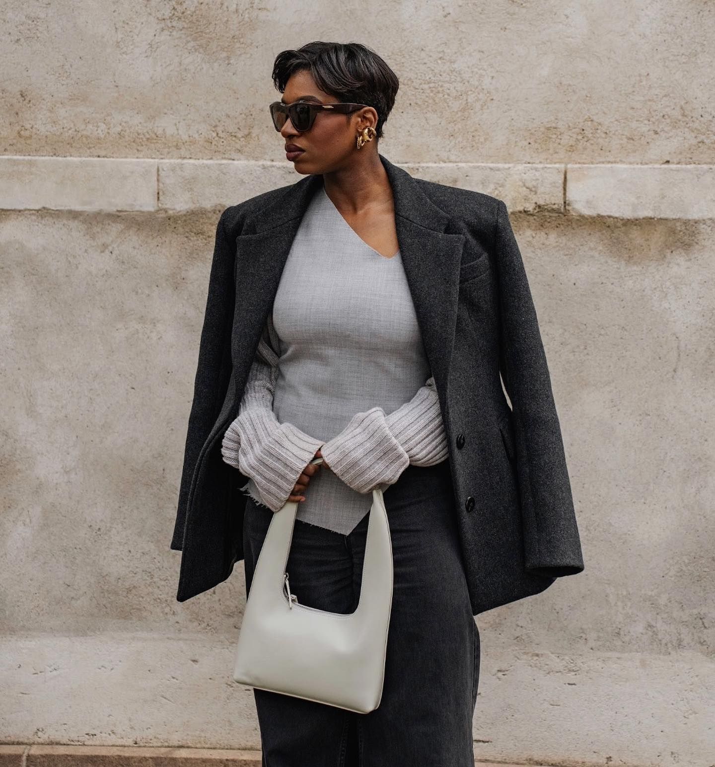 The Heartthrob Bob Is 2025's Coolest Nostalgic Hair Trend | Who What Wear