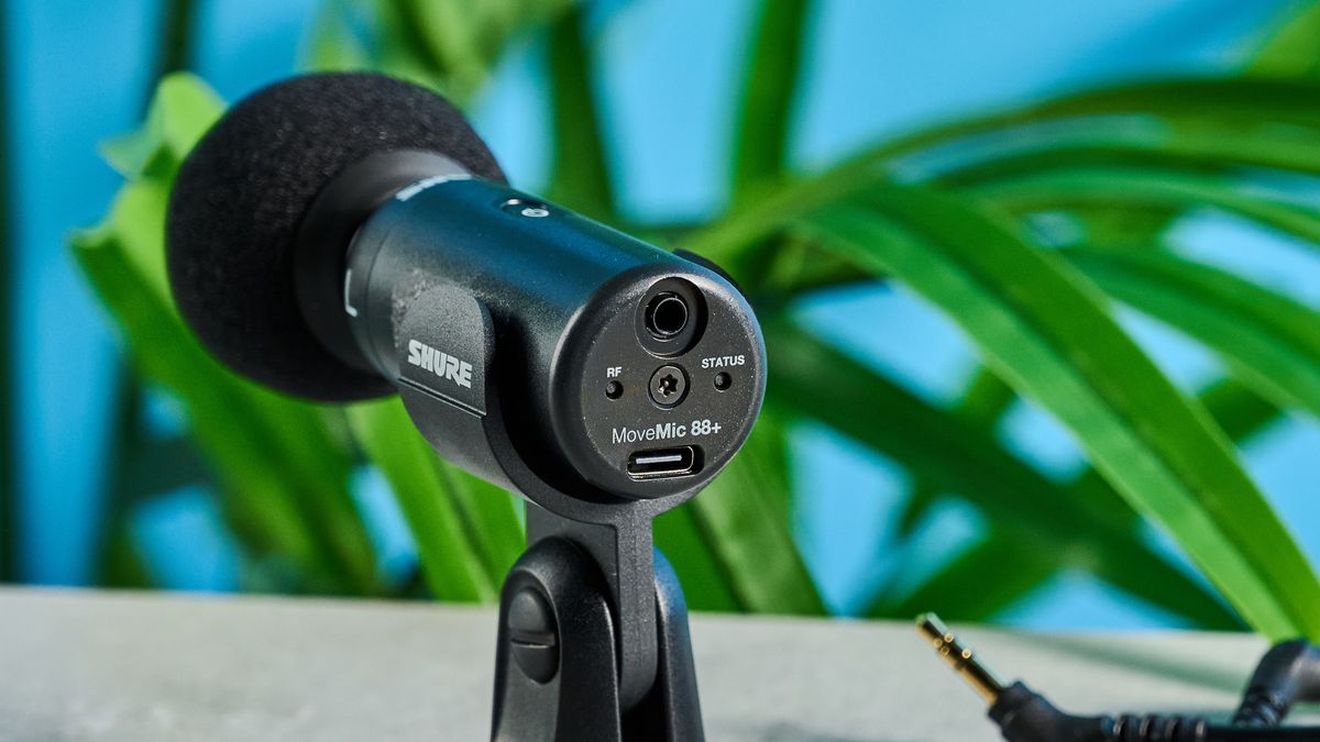 Shure MoveMic 88+ microphone review | Tom's Guide