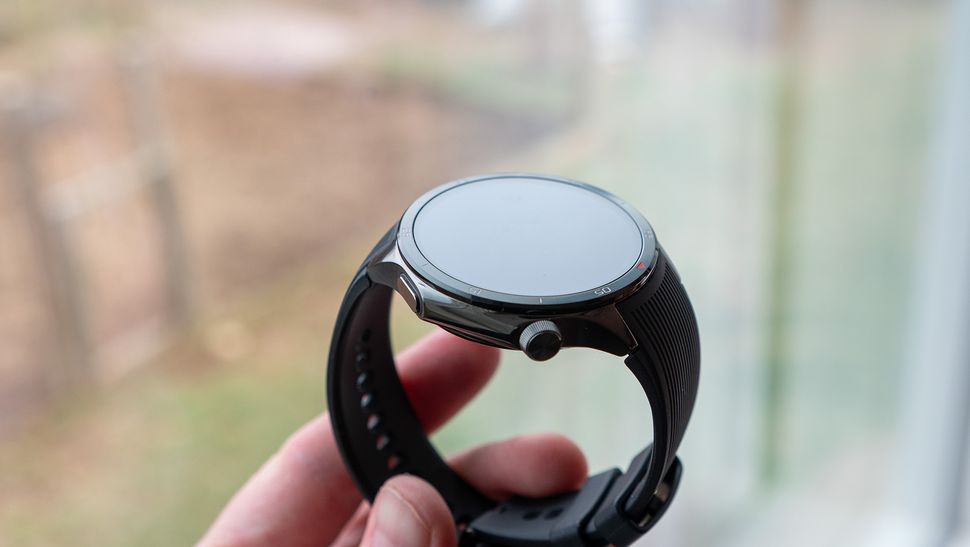 OnePlus Watch 3 'Mini' should prove that small watches can have big ...