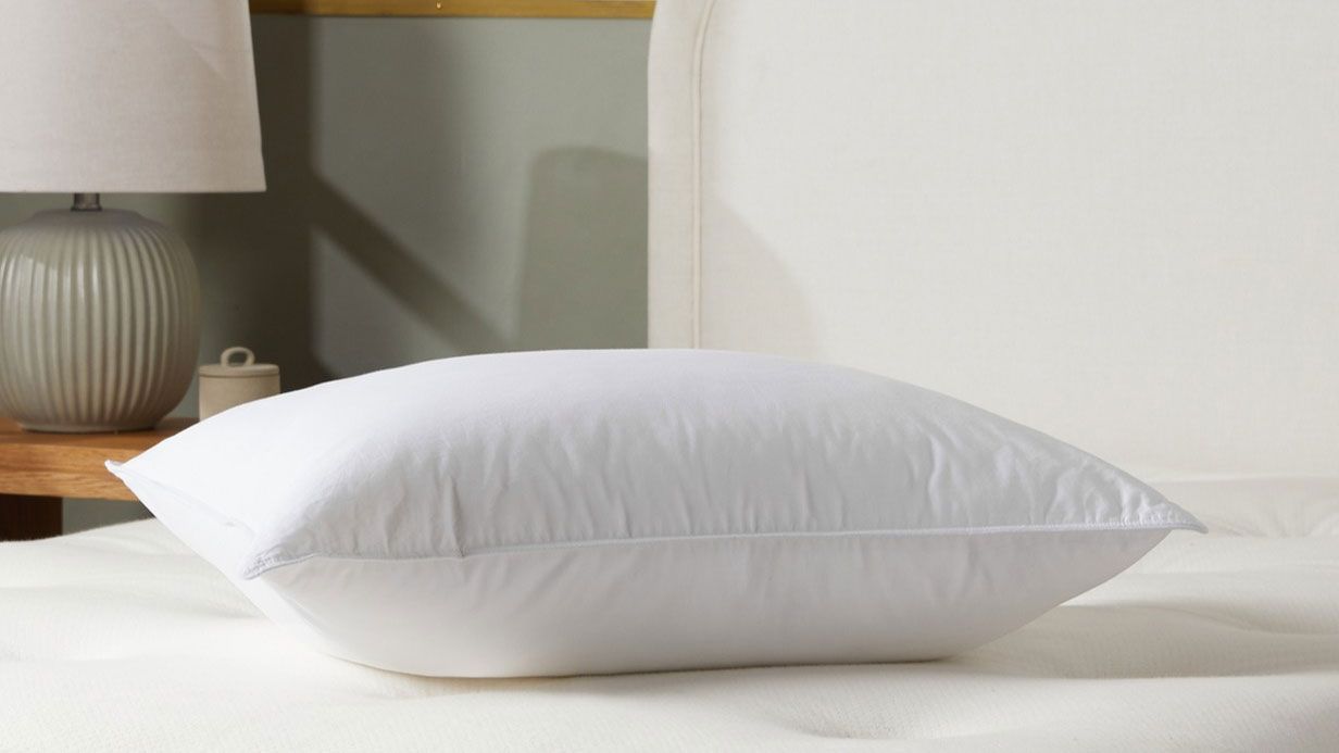 10 Types of Pillows — The Fillings You Need to Know | Livingetc