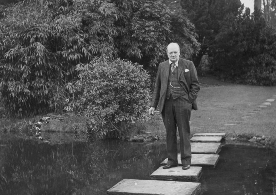 13 Famous People Who Believe in Aliens | Live Science