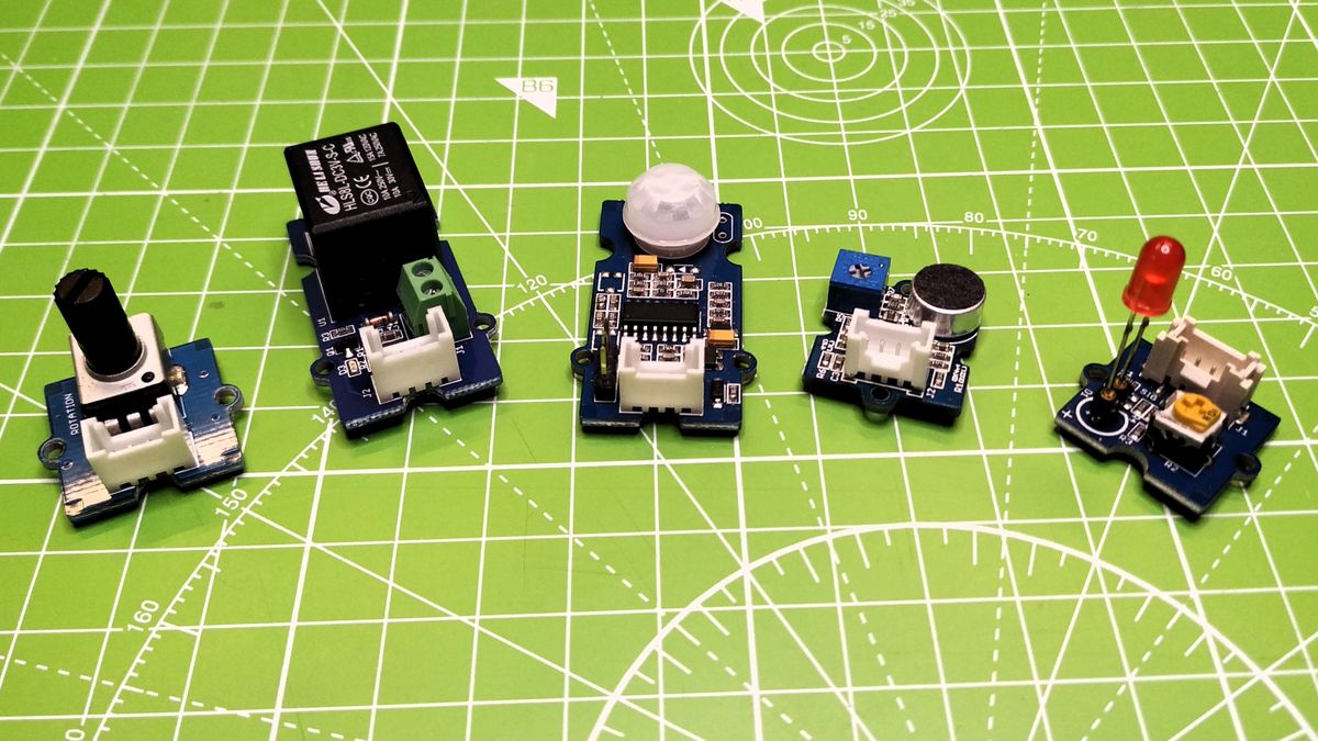 Seeed Grove Shield for Raspberry Pi Pico Review: Electronics as simple ...