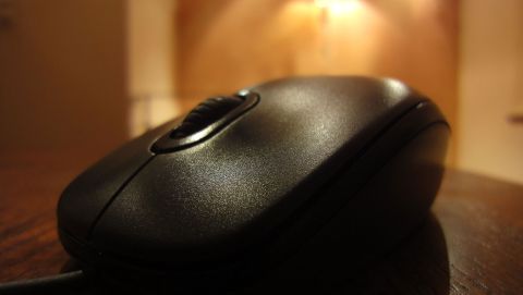 Do you like your mouse wheel to click when you scroll, or spin freely ...