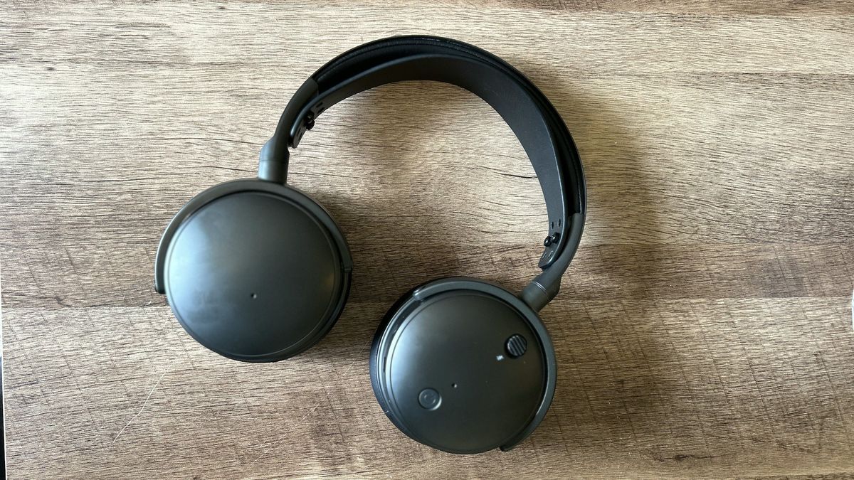 Audeze Maxwell review: 'The next brilliant step for a legendary line of ...