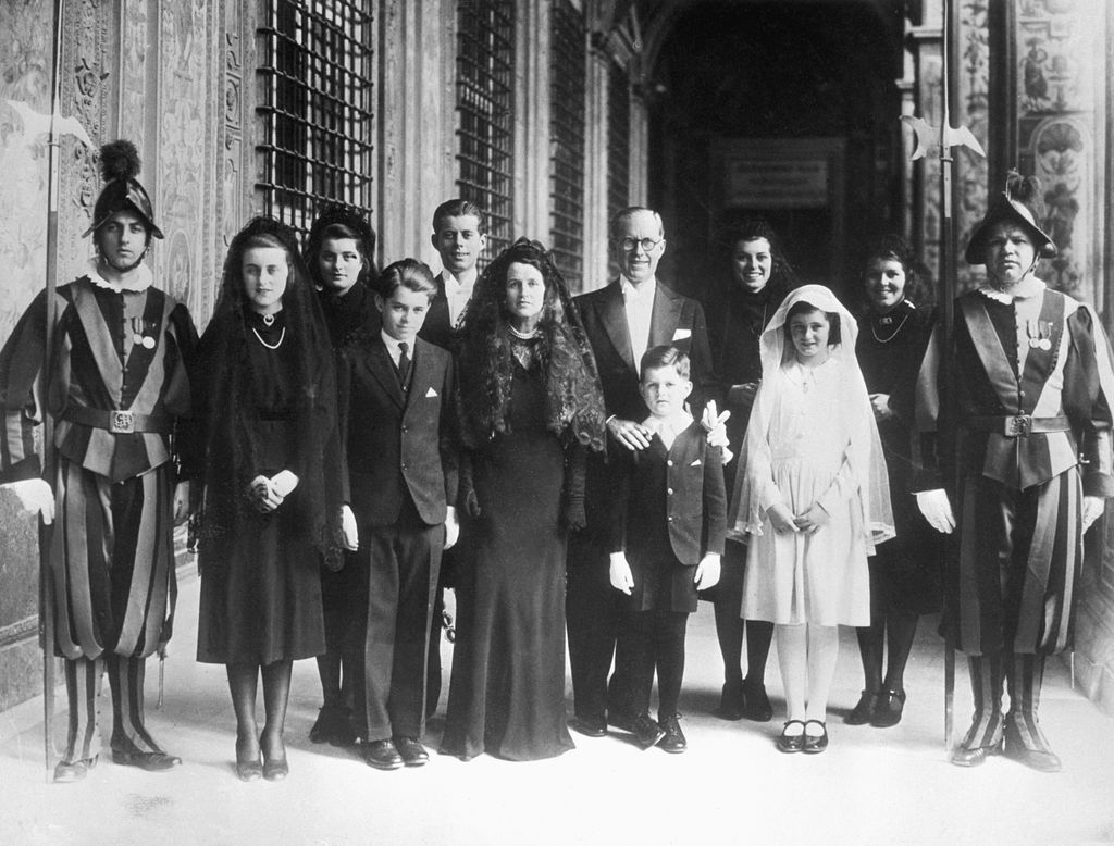 Iconic Vintage Photos of the Kennedy Family | Marie Claire
