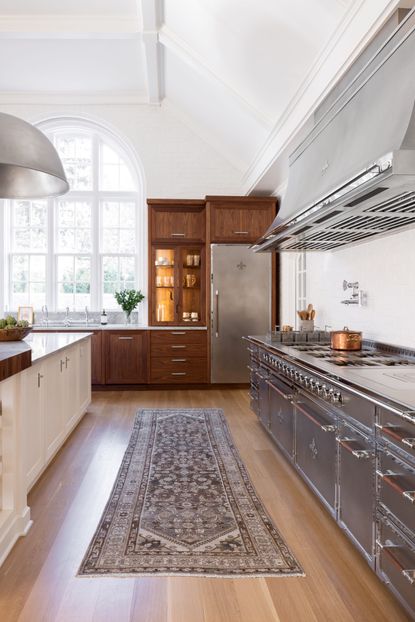 5 Kitchen Layout Mistakes Designers Will Always Avoid | Livingetc