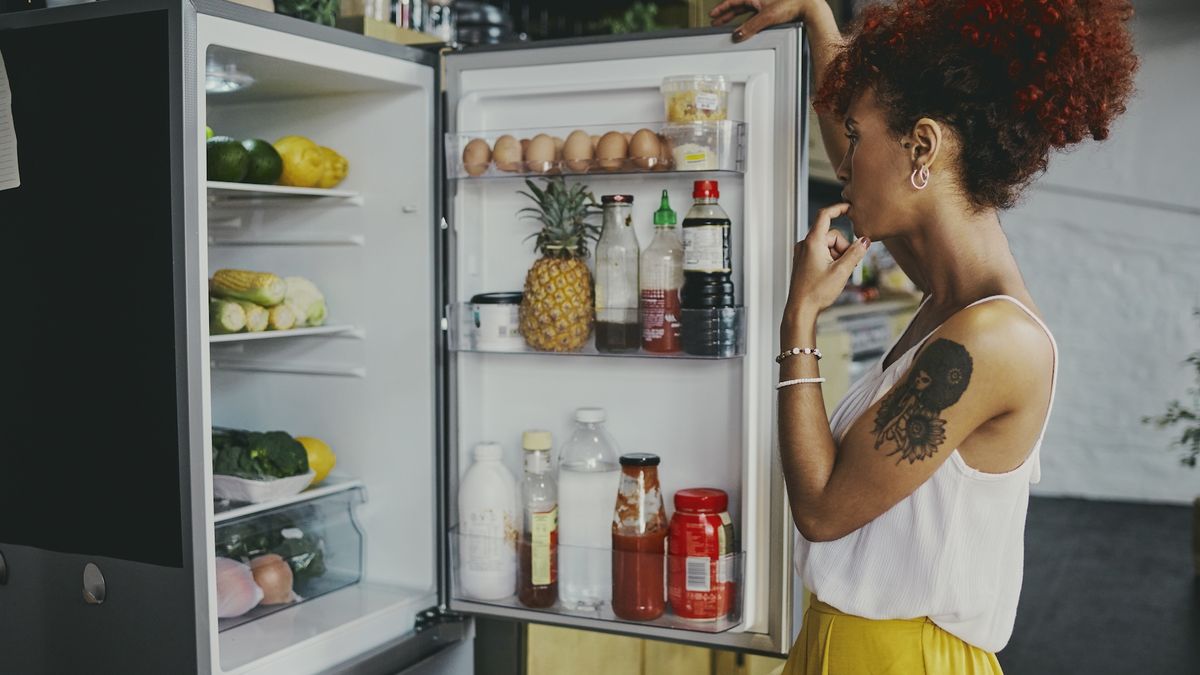 A toxicologist explains when you can safely cut the moldy part off food ...