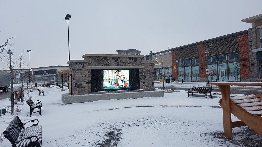 Advanced Designs Park Place Mall Outdoor Videowall | AVNetwork