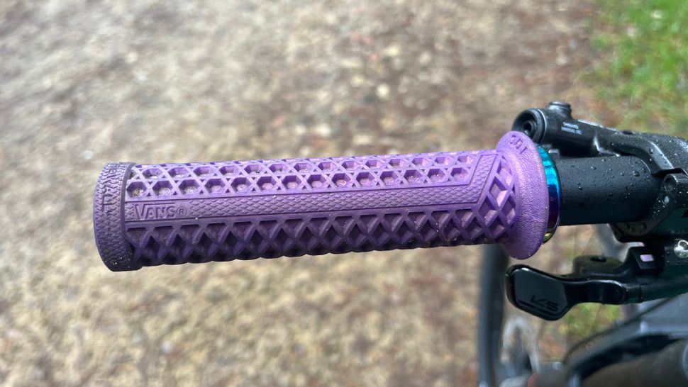 ODI Vans V2.1 grip review – the classic waffle grip reborn | Bike Perfect