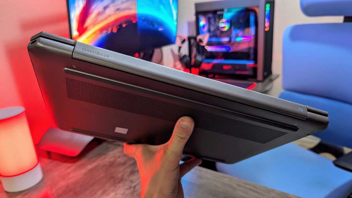 HP OmniBook Ultra 14 (2024) review: Boring on the outside, magic on the ...