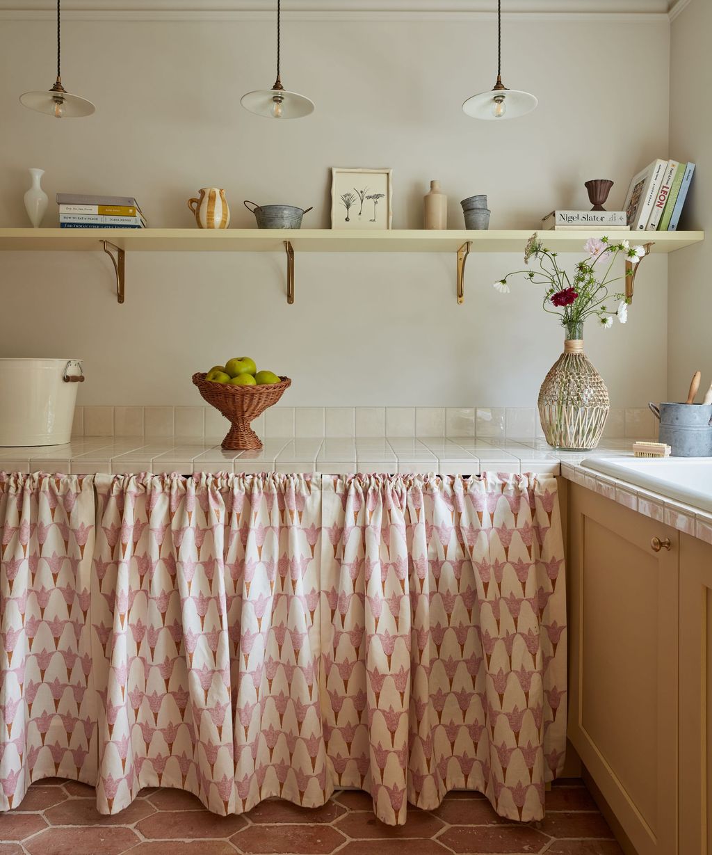 6 calming kitchen colors that will make this hardworking space ...