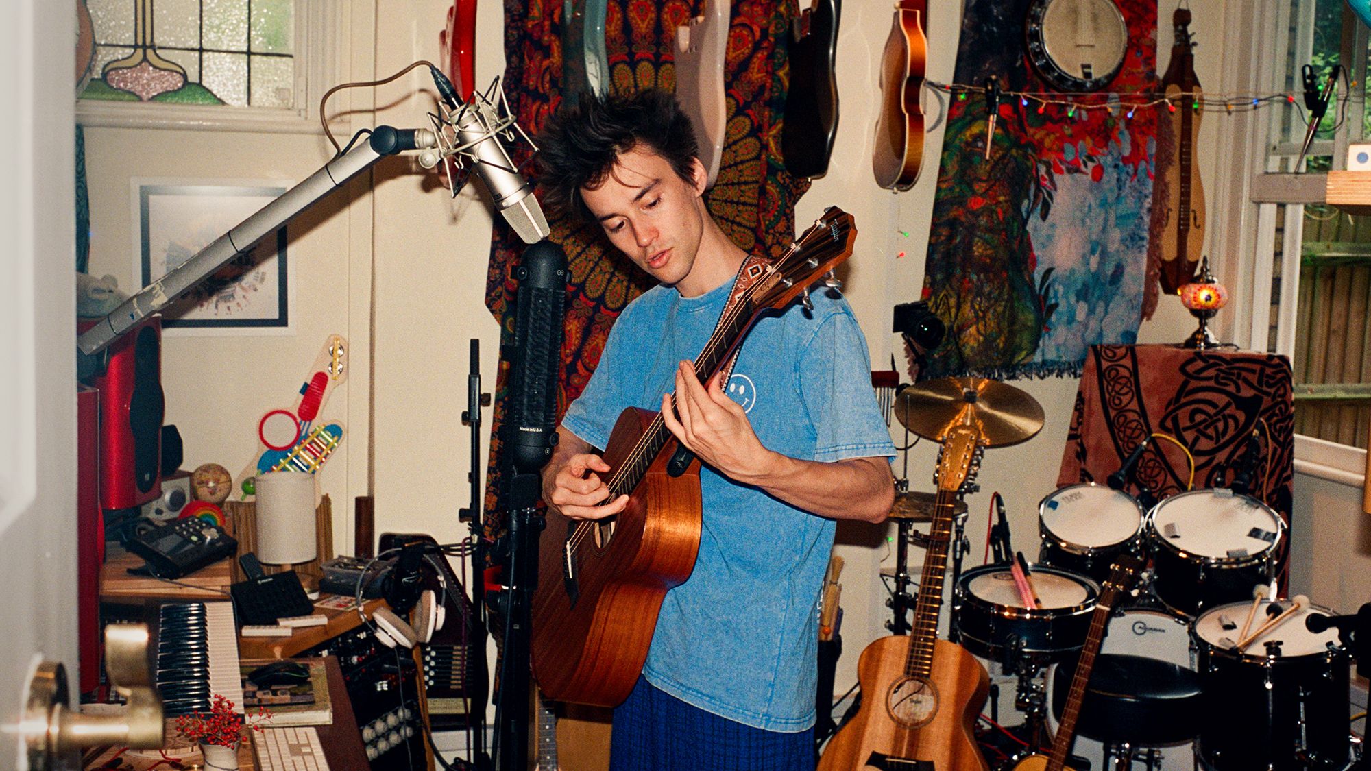Jacob Collier taught me how to play his 5-string guitar | Guitar World