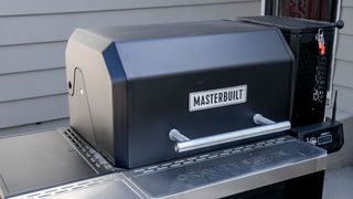 I tried the Masterbuilt Gravity Series 1150 Digital Charcoal Grill and ...