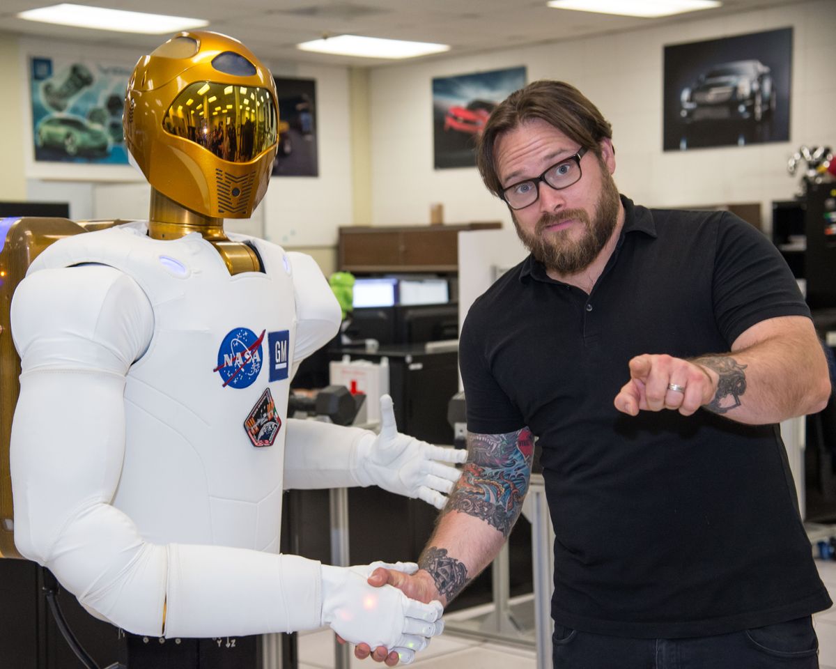 Rockers Coheed and Cambria Explore Space Tech at NASA JSC: Gallery ...