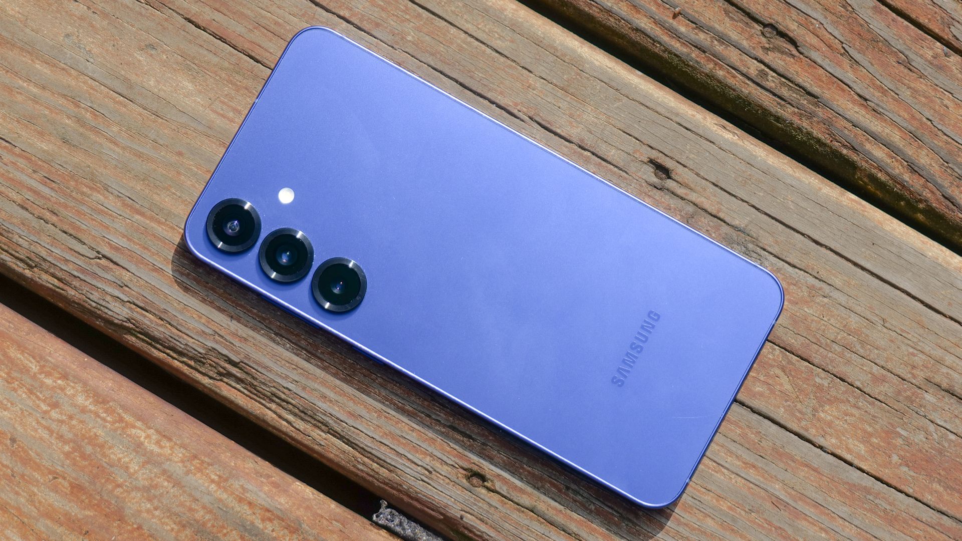 The Samsung Galaxy S26 could feature a completely different AI ...