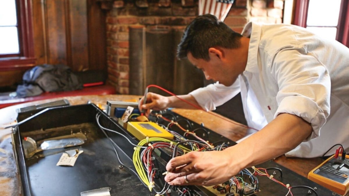 “Sparkling like glass and abrasive but still so smooth”: MXR’s Randy ...