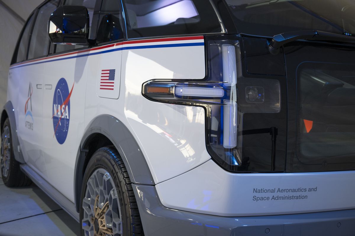 NASA's Artemis moon astronauts will ride to the launch pad in these ...