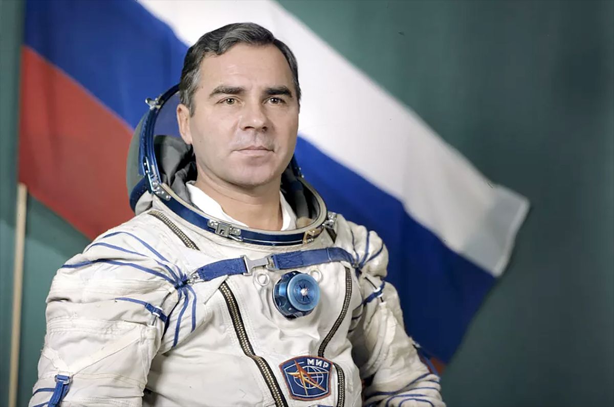 Cosmonaut Alexander Viktorenko, who flew to Mir space station 4 times, dies at 76 | Space