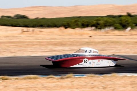 Futuristic-Looking Solar Cars to Race Through Australian Outback | Live ...