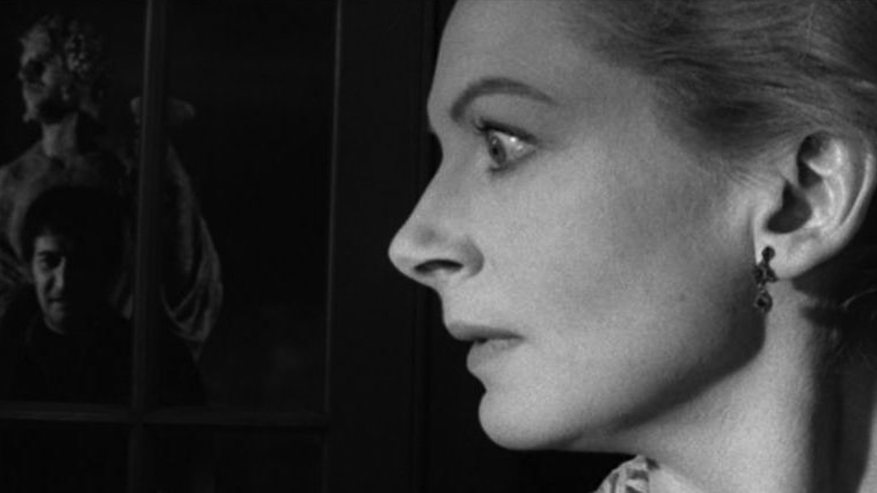 25 best horror movies to scare you senseless and keep you up all night ...