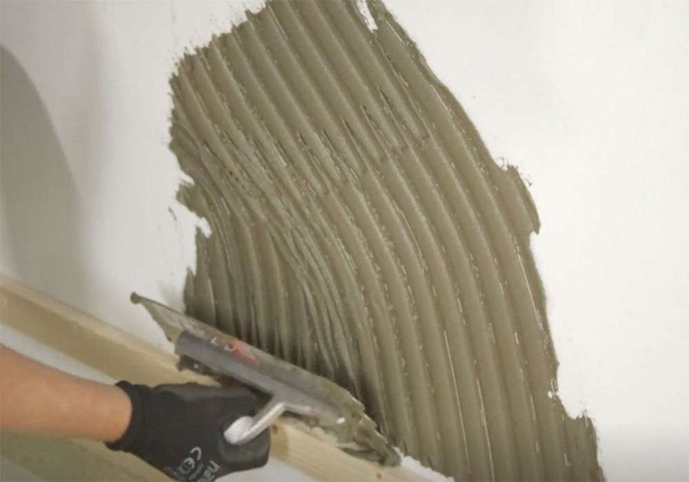 How to tile a wall – DIY guide to achieving a professional finish on a ...