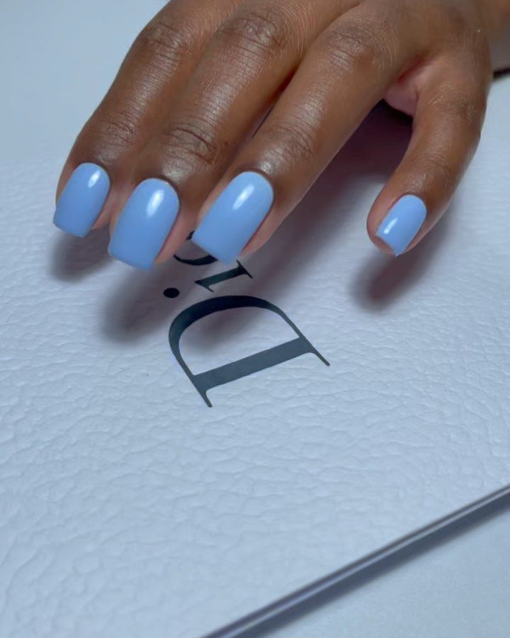 The 5 Best Nail Colours for Engagement Rings, According to an Expert ...