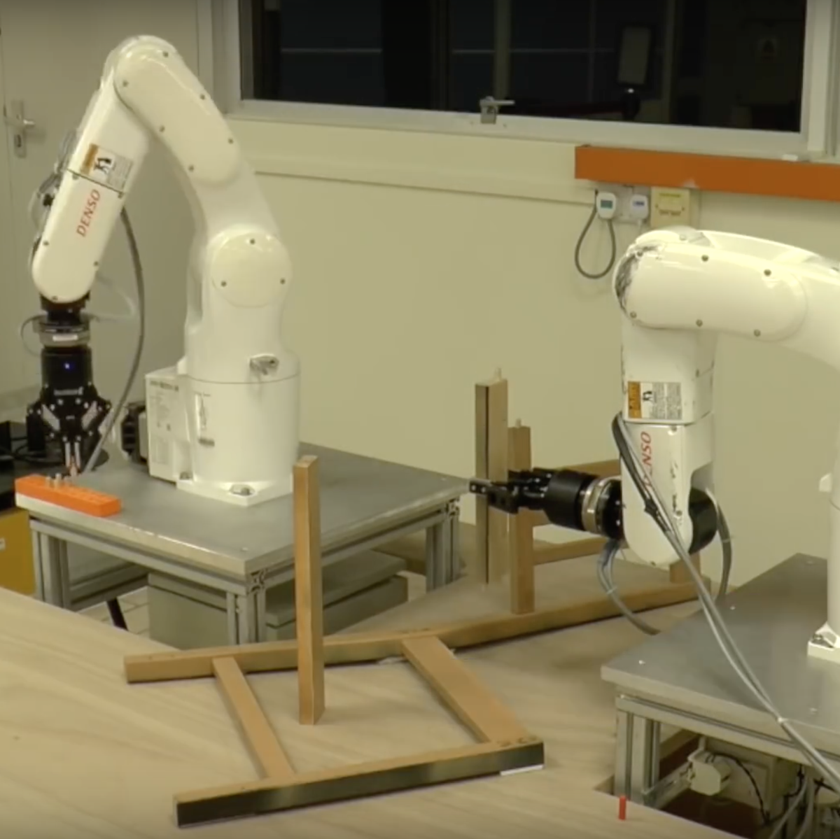 Robots assemble Ikea chair in under ten minutes | The Week