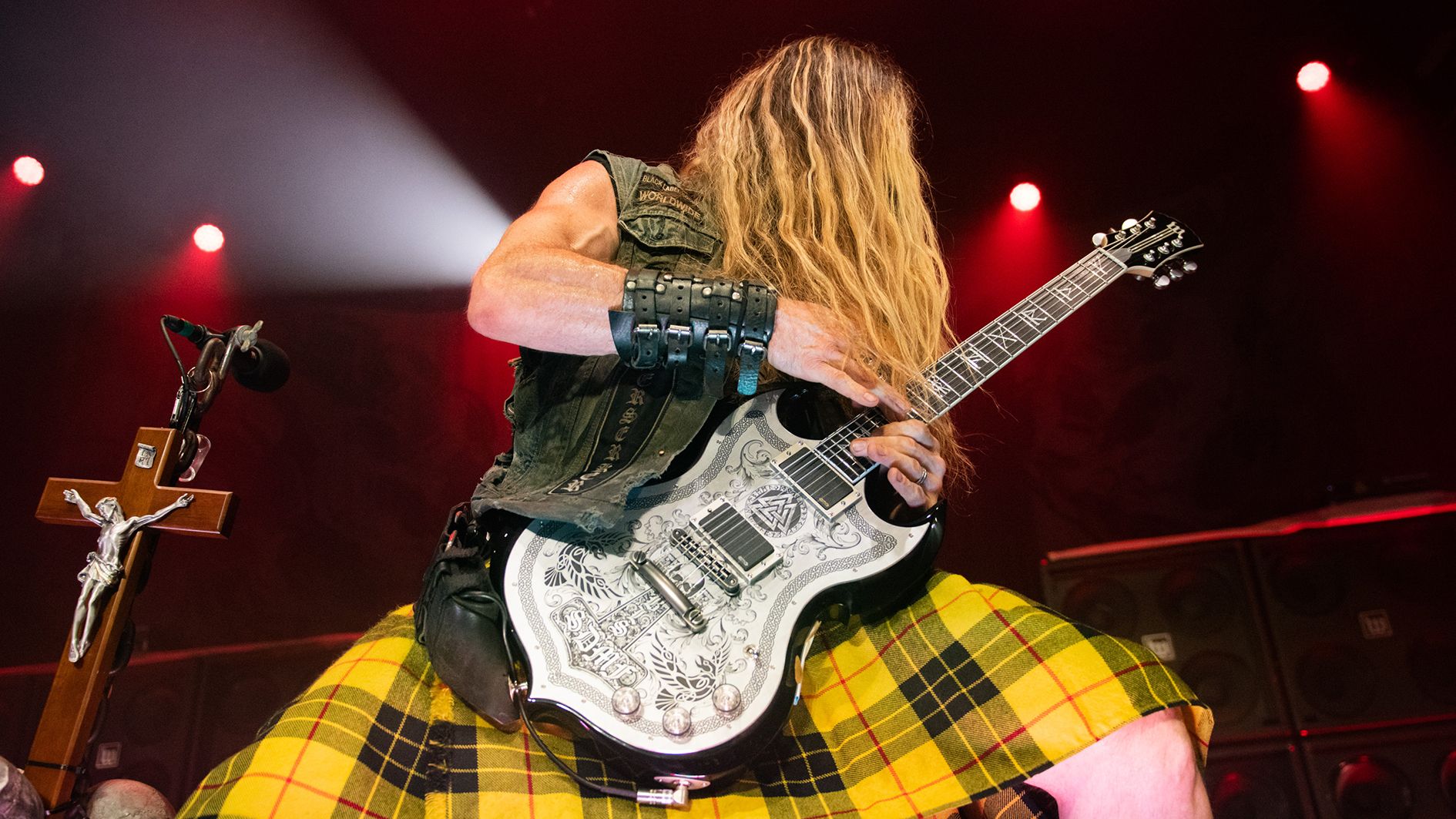 Zakk Wylde has been using YouTube guitar lessons to learn Dimebag's ...