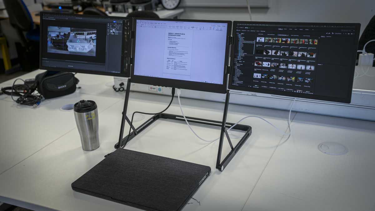 Aura Triple Aero 15.6in Pro Max 3-screen portable monitor review ...